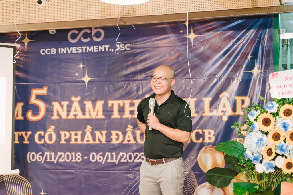 Tưng bừng chào mừng kỷ niệm tròn 5 năm thành lập CCB OFFICE